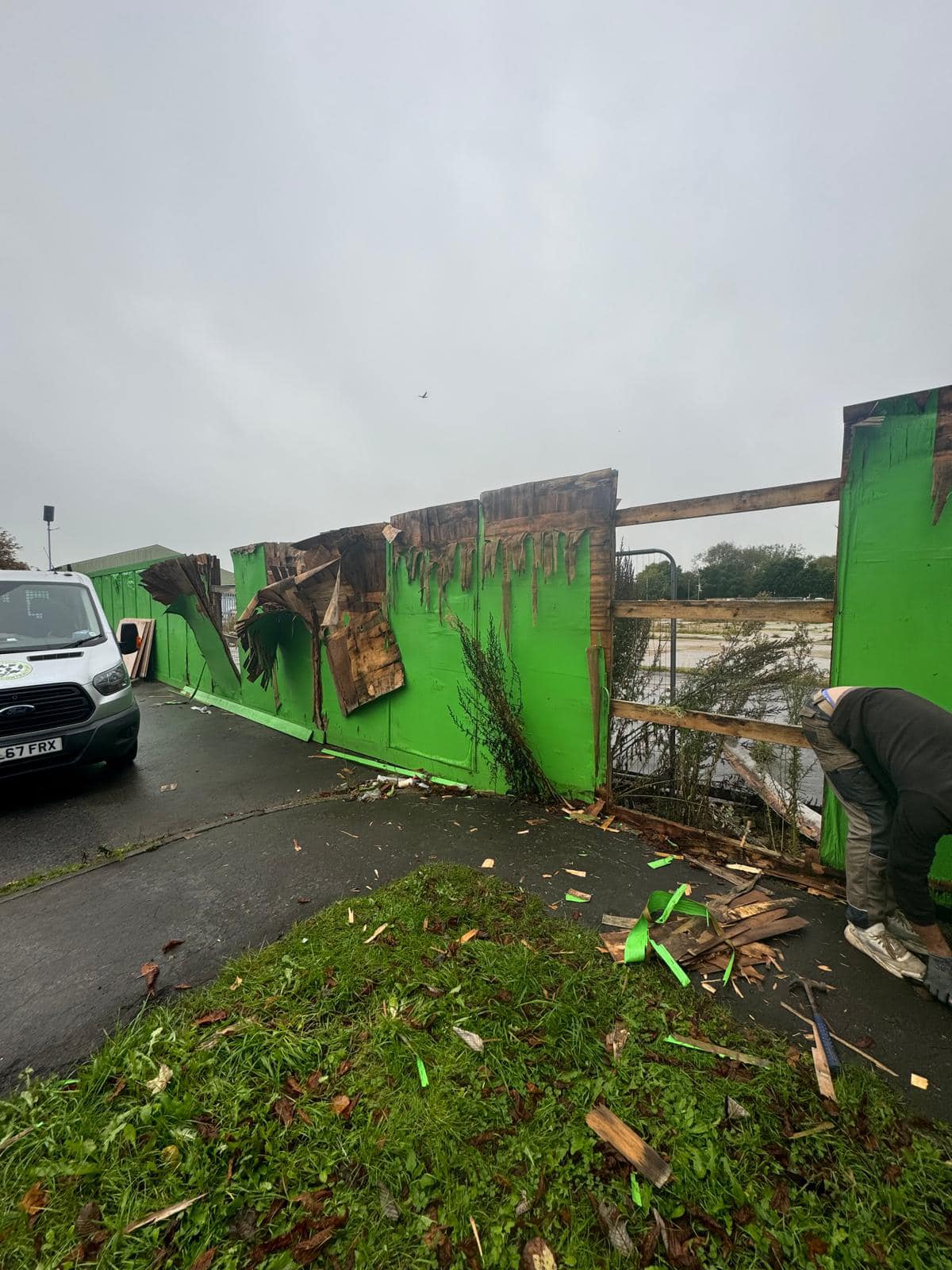 Hoarding repainted after repair - Conservation Contractors